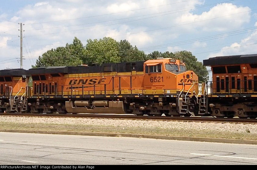 BNSF 7382, 6521, and 8128 run light